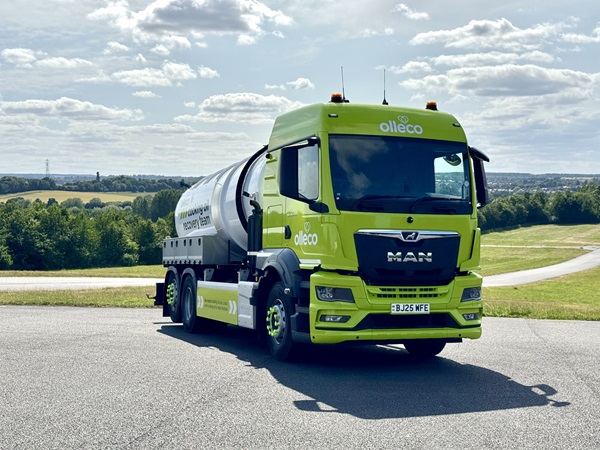 Cooking Oil Collection | Food Waste Recycling | Across The UK | Olleco